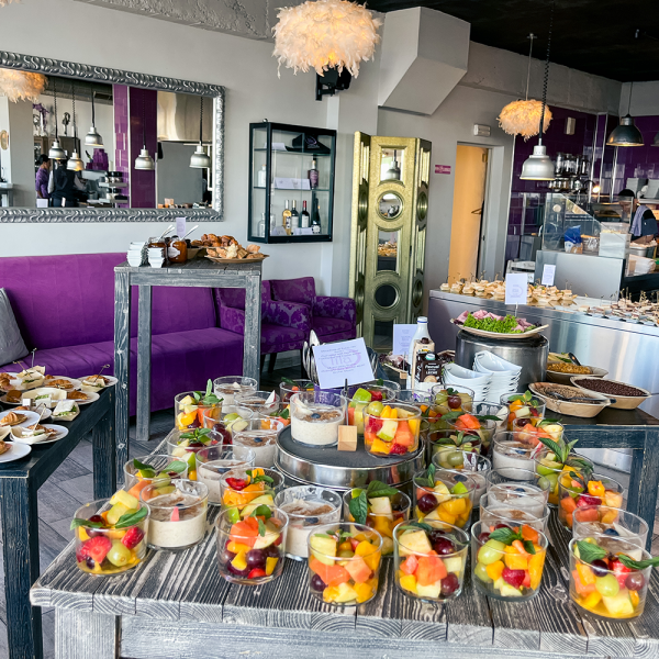 LILA Sunday Breakfast – LILA Portals Beach Restaurant & Bar